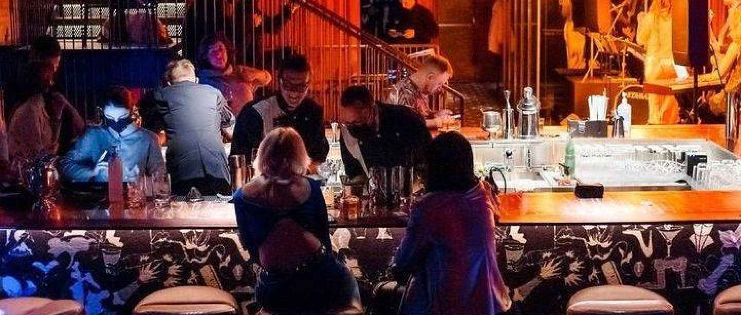 У Львові відкрили шестиповерховий Mad bars house з п'ятьма закладами та ...