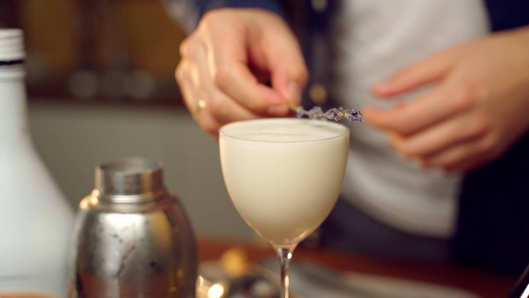 Коктейль Brandy Coconut Alexander: рецепт для «чайників» і 5 ...