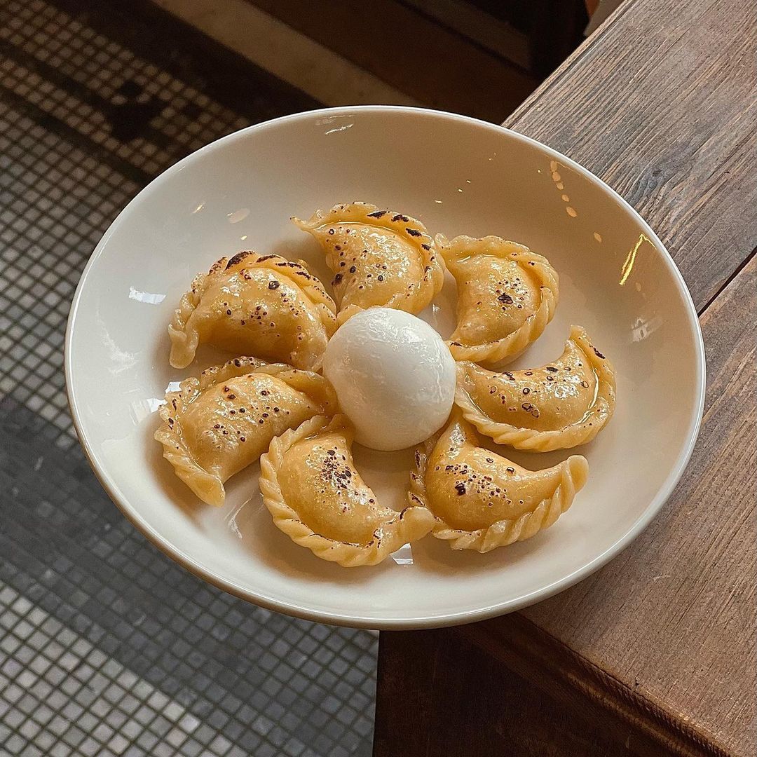 На лівому березі відкрили бар на воді Gustoú - БЖ - новини Києва на БЖ